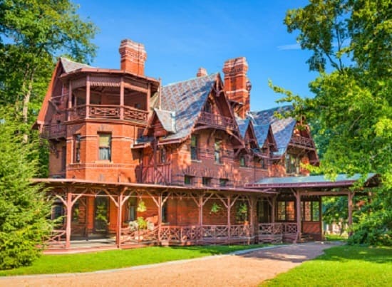 Famous Homes In The World Our List Of The Top 10 Most Beautiful Houses