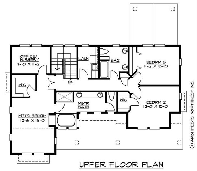 Multi-Level Floor Plan - 4 Bedrms, 3 Baths - 3026 Sq Ft - #115-1043