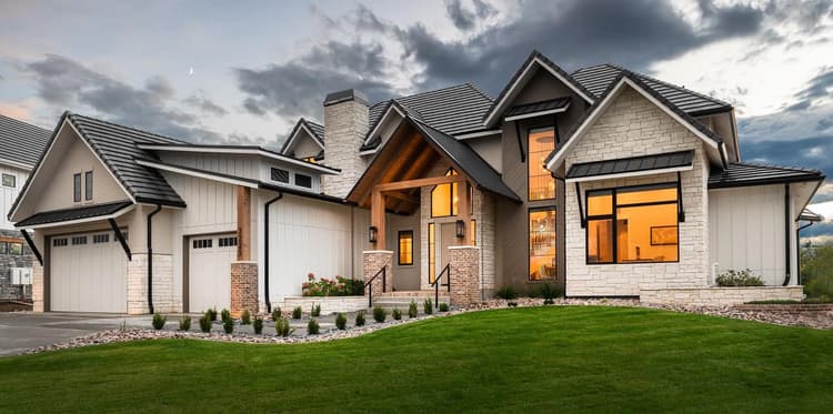 Contemporary Floor Plan - 5 Bedrms, 4.5 Baths - 4146 Sq Ft - #161-1206